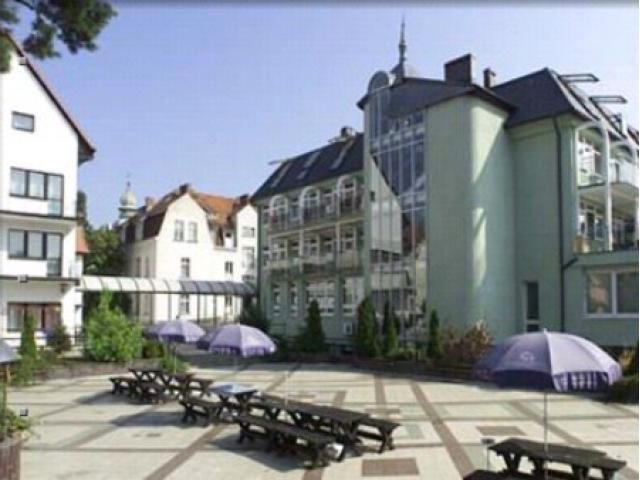 Ośrodek Szkoleniowo-Wypoczynkowy Afrodyta Świnoujście - Noclegi.pl