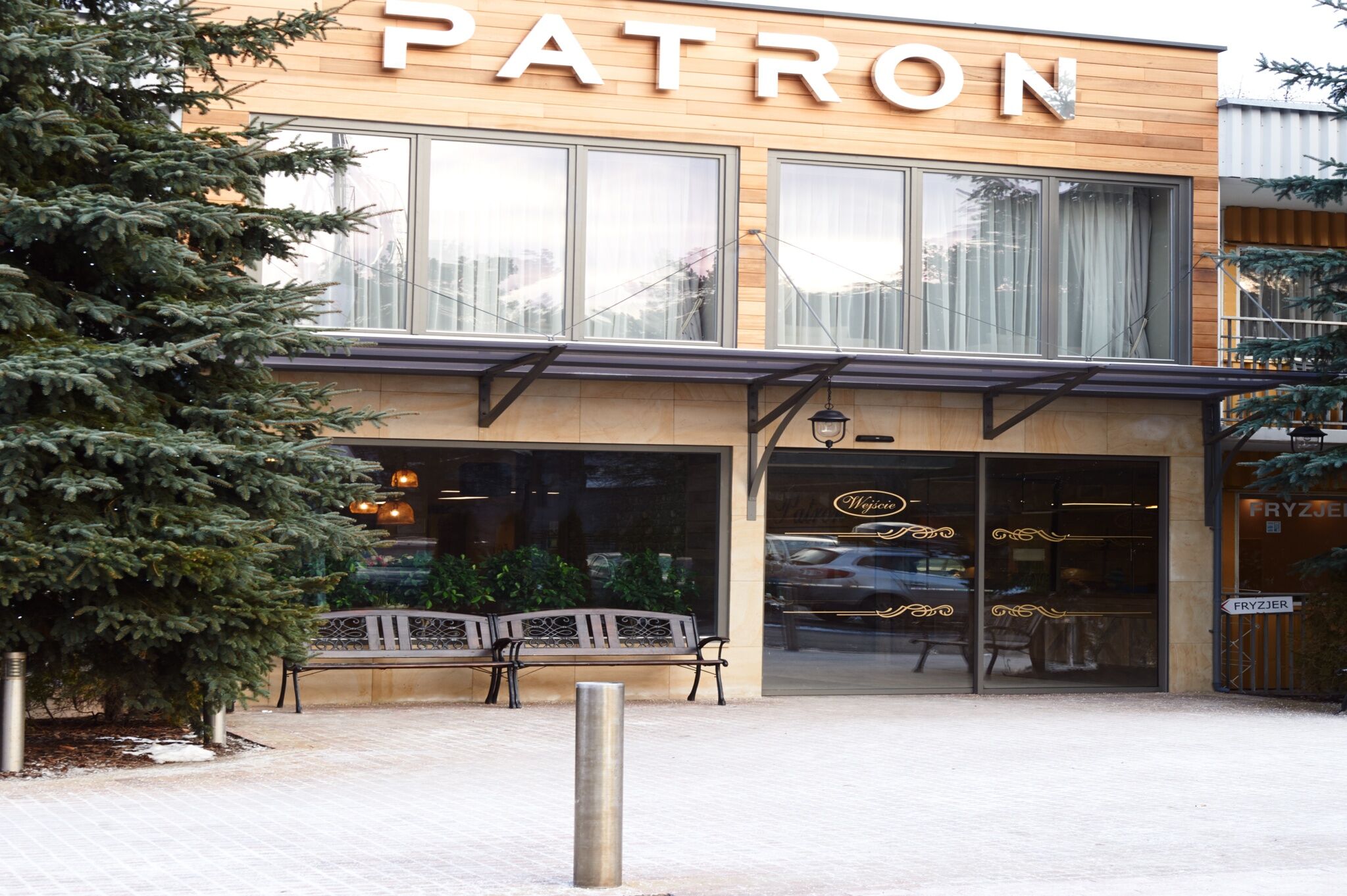 Obiekt hotelarski Patron Warsaw - Noclegi.pl
