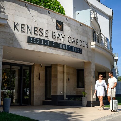 Kenese Bay Garden Resort & Conference Balatonkenese - Szallas.hu