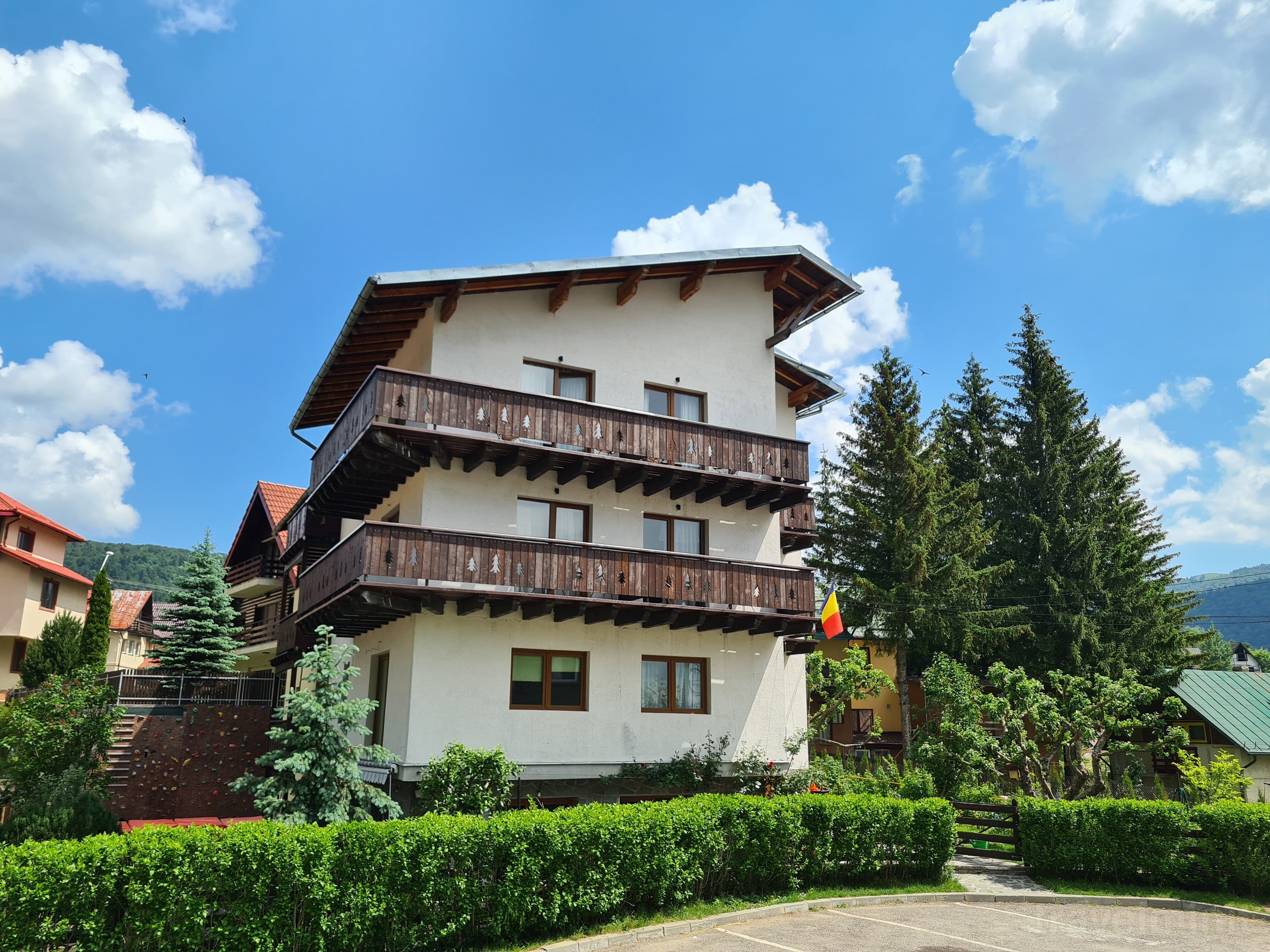 Casa Florescu Bușteni - Travelminit.ro