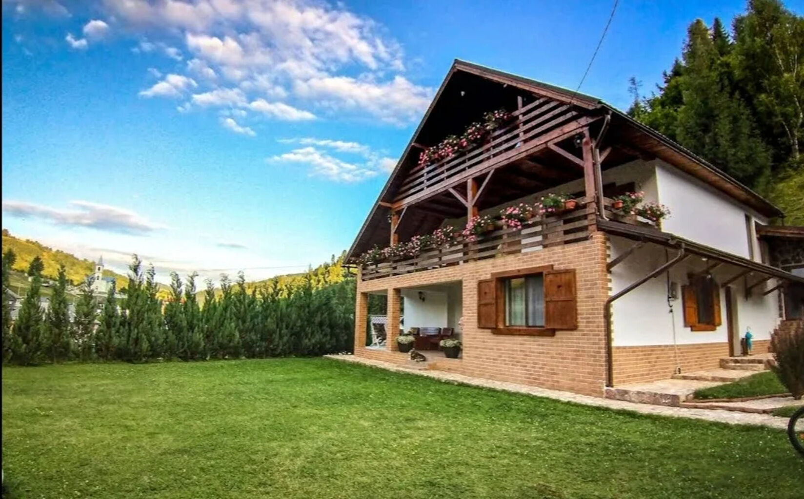 Casa Bella Apuseni Vadu Moților - Travelminit.ro