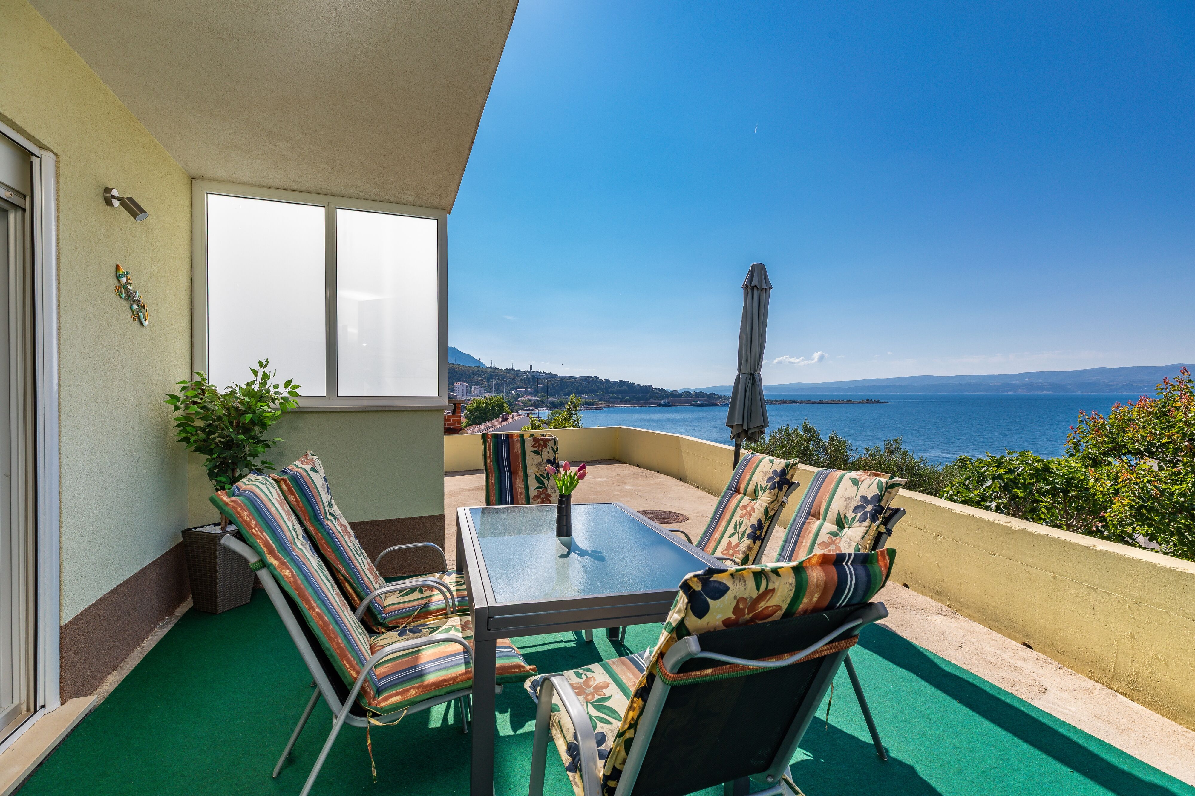 Apartmanok Parkolóhellyel Mali Rat, Omis - 23882 Mali Rat - Noclegi.pl