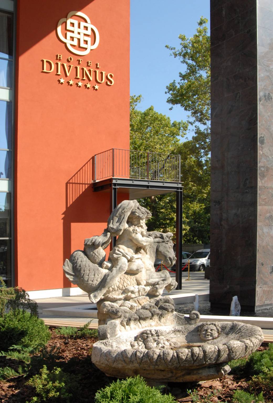 Hotel Divinus Debrecen - Szallas.hu
