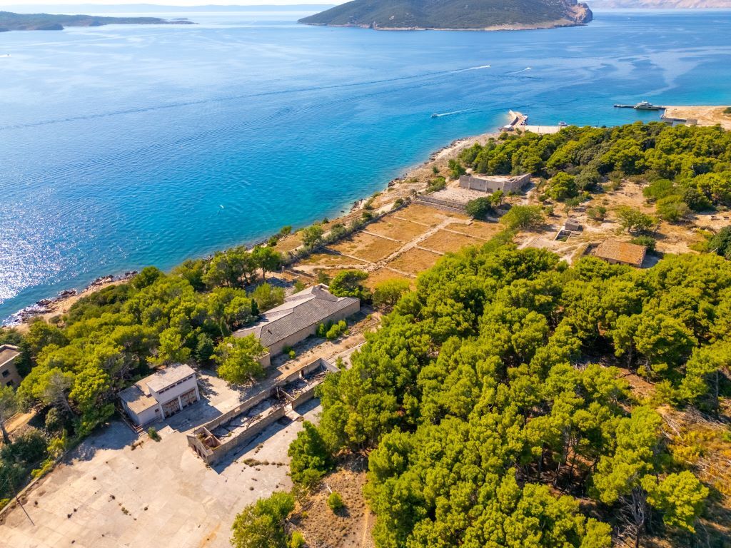 Goli Otok szigete - Képek, Leírás, Vélemények - Szallas.hu programok