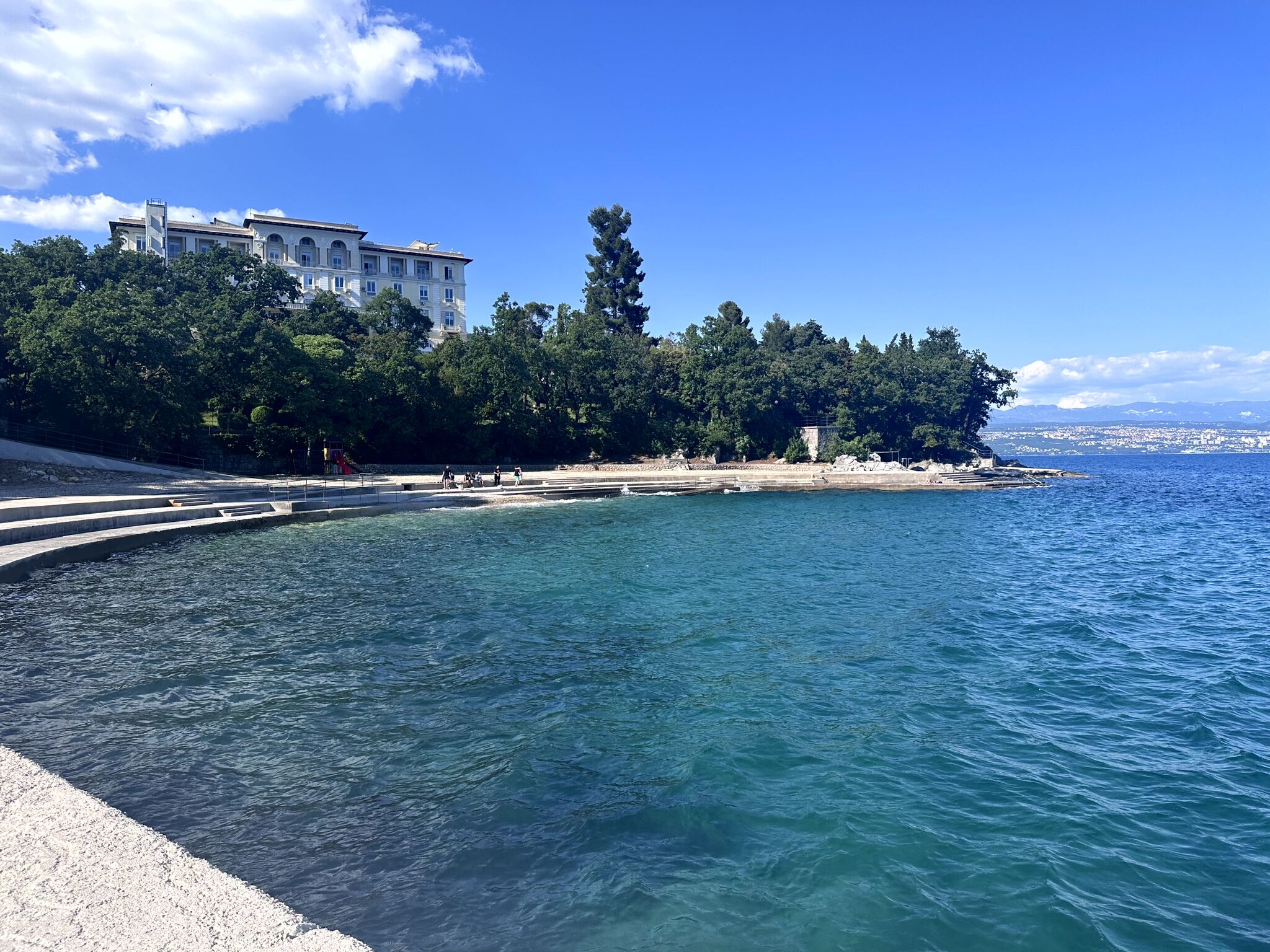 Kvarner strand - Képek, Leírás, Vélemények - Szallas.hu programok