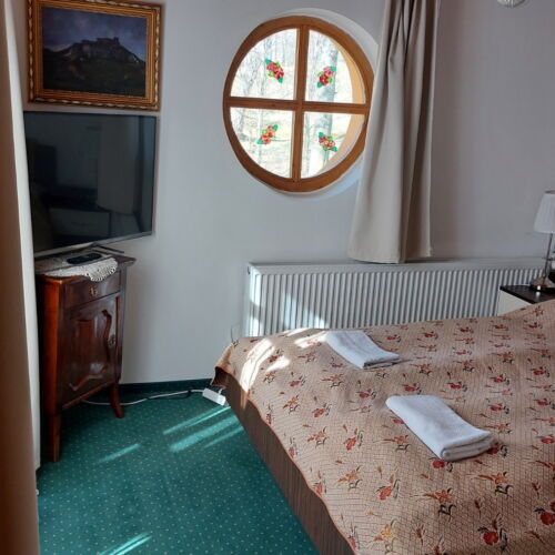 Erdei Apartman Parádsasvár - Szallas.hu